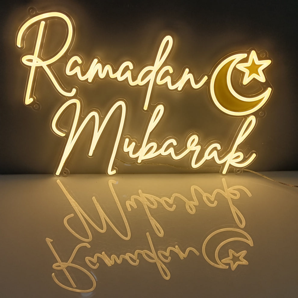 Beautiful Dua'a Heart Neon Light – Designed By Sanna